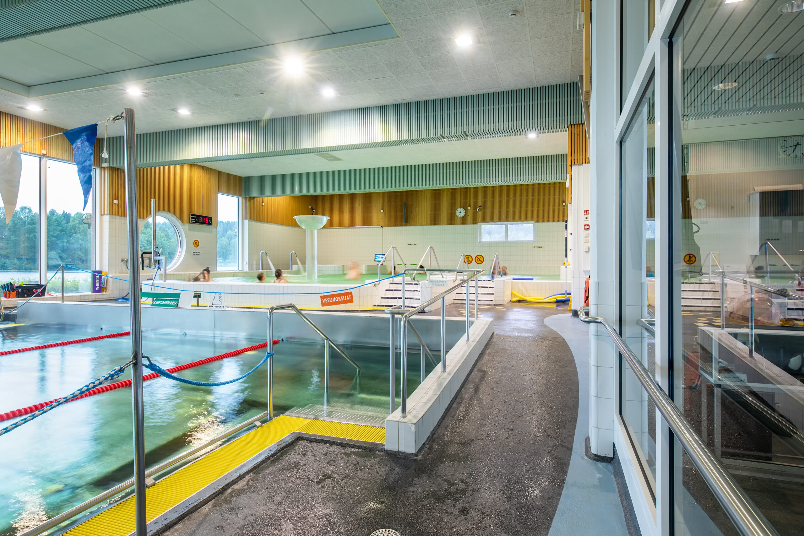 Uimahalli Koskikarassa pelastustilanne – Jämsän kaupunki